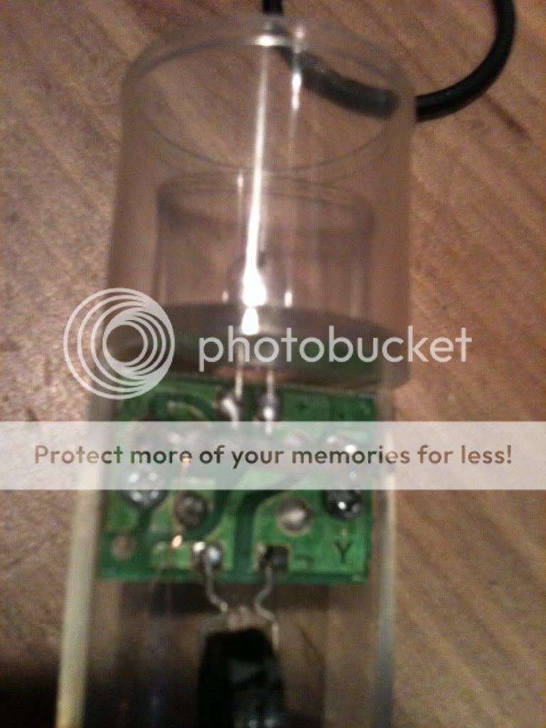 Shake flashlight project | All About Circuits